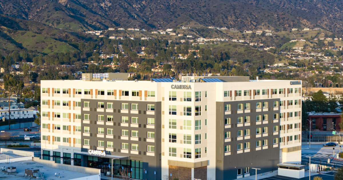Cambria Hotel in Burbank, CA (Choice Hotels) | Build Group